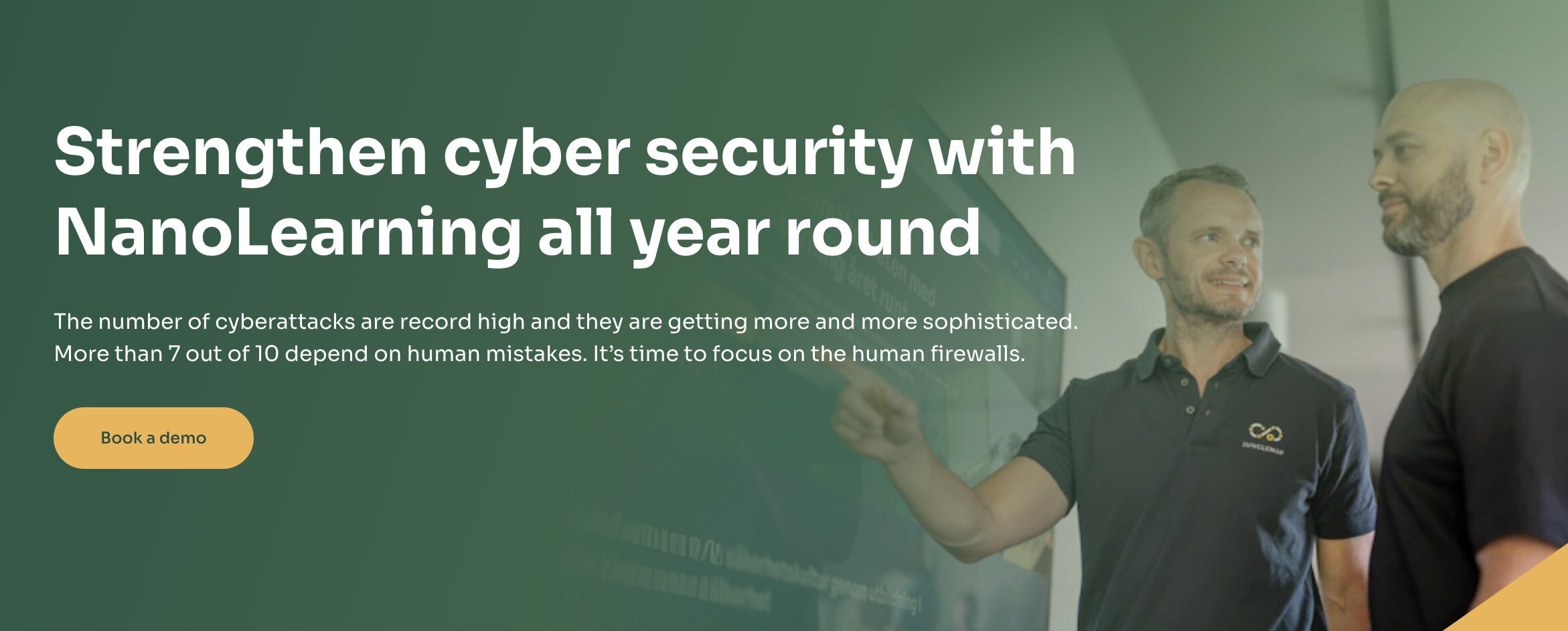 XtraMile vs. Junglemap: Which is best for your organization?